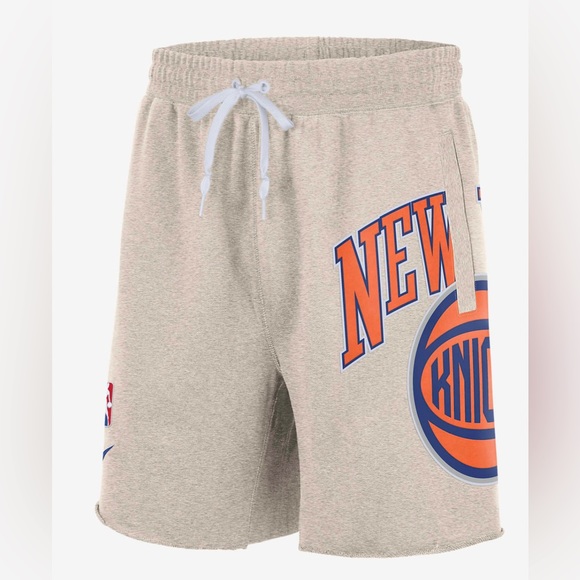 Nike | Shorts | New York Knicks Courtside Mens Nike Nba Fleece Shorts ...